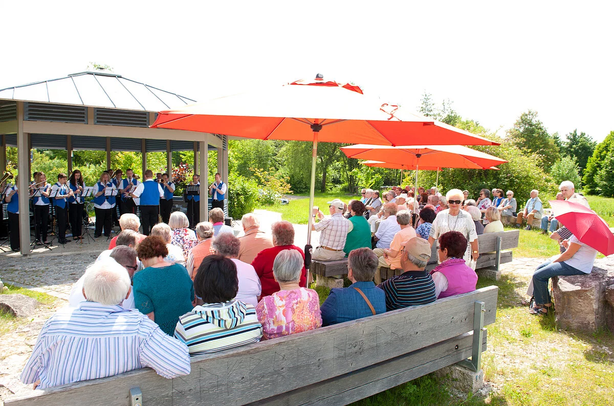 Kurparkkonzert mit den Schwanken Musikanten - Naturpark Altmühltal